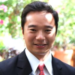 Dr David Chu honoured at KPMG Golf Business Forum - Articles - DP World ...