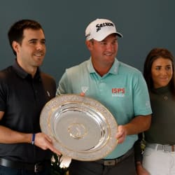 Behind the scenes - Ryan Fox receives Seve award from Ballesteros ...